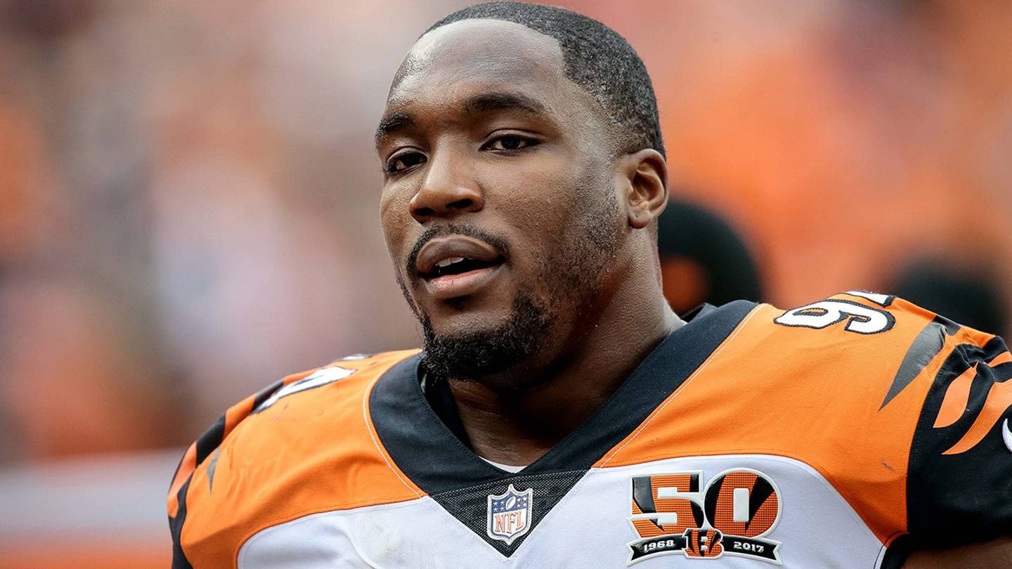 Former NFL Defensive End Chris Smith Dies at 31 - Sports Illustrated