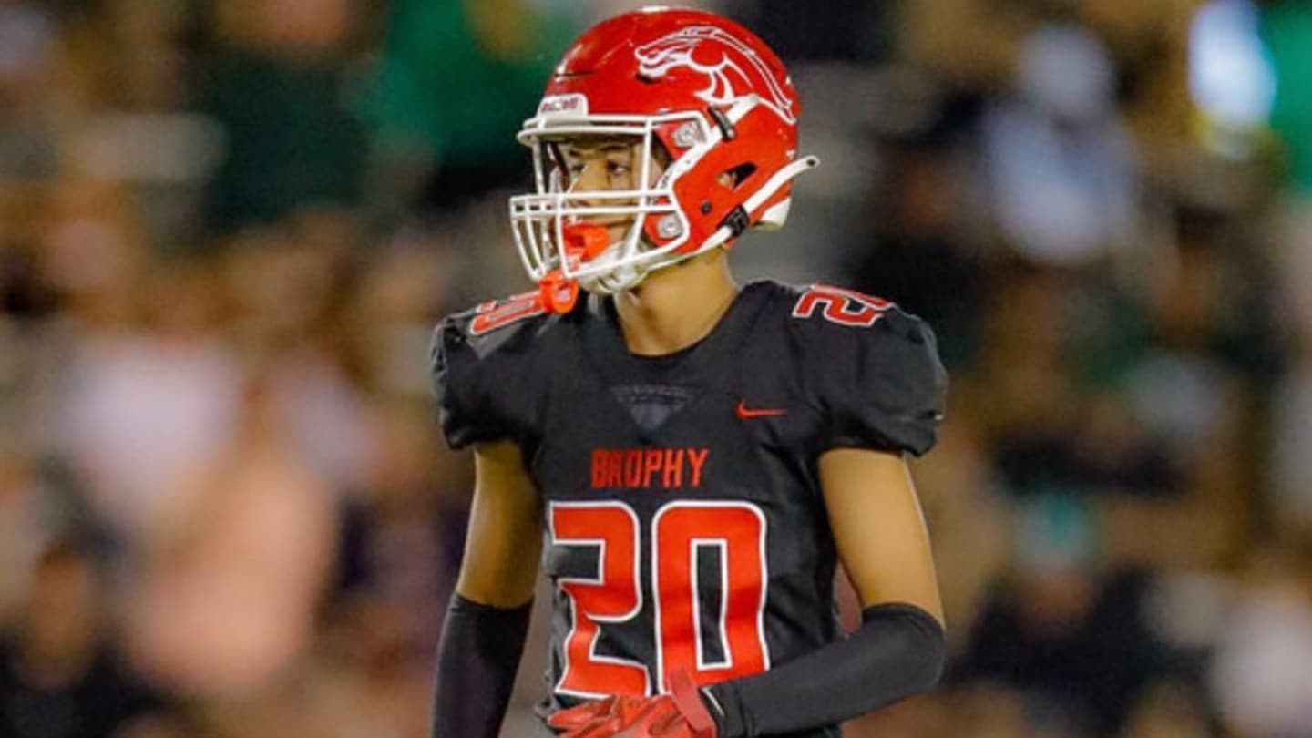 Notre Dame Star Benjamin Morrison Paved The Way For Standout Cree ...