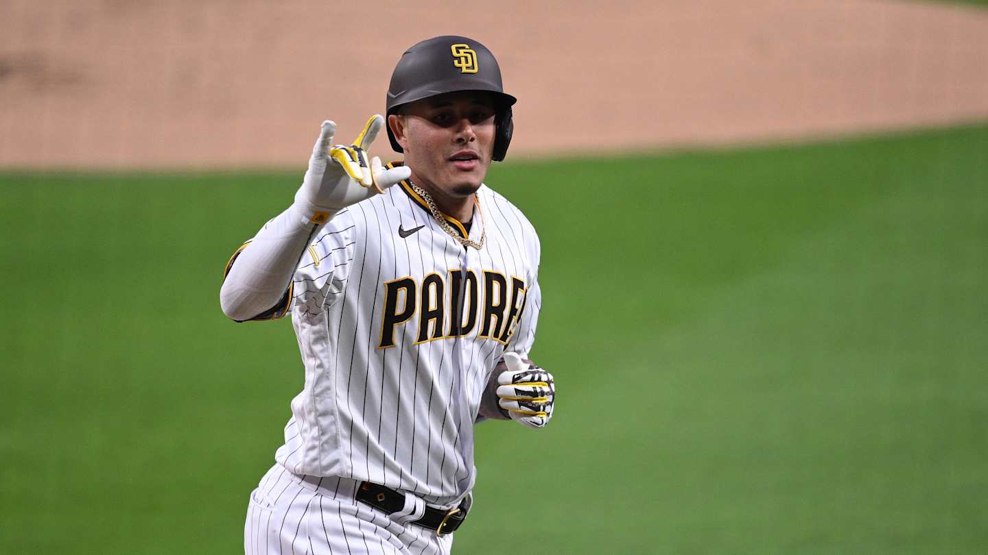 Padres Superstar has Message for Fans Amidst Batting Struggles - Sports ...