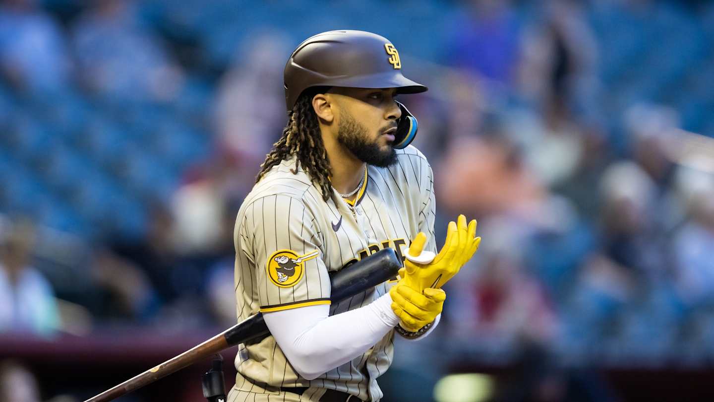 Fans React to the Return of Fernando Tatis Jr - Sports Illustrated ...