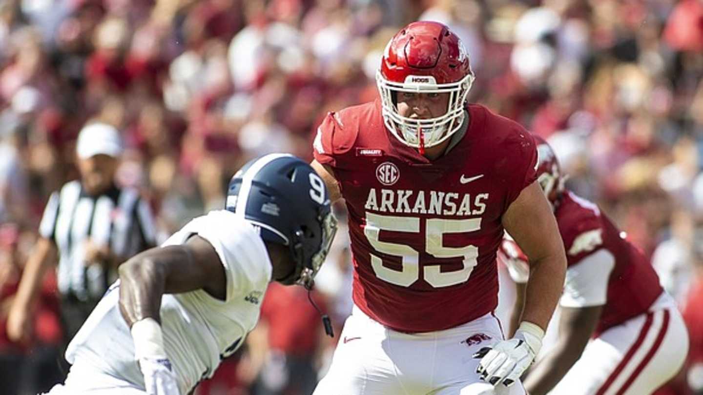 NFL Draft Profile: Beaux Limmer, Offensive Lineman, Arkansas Razorbacks ...