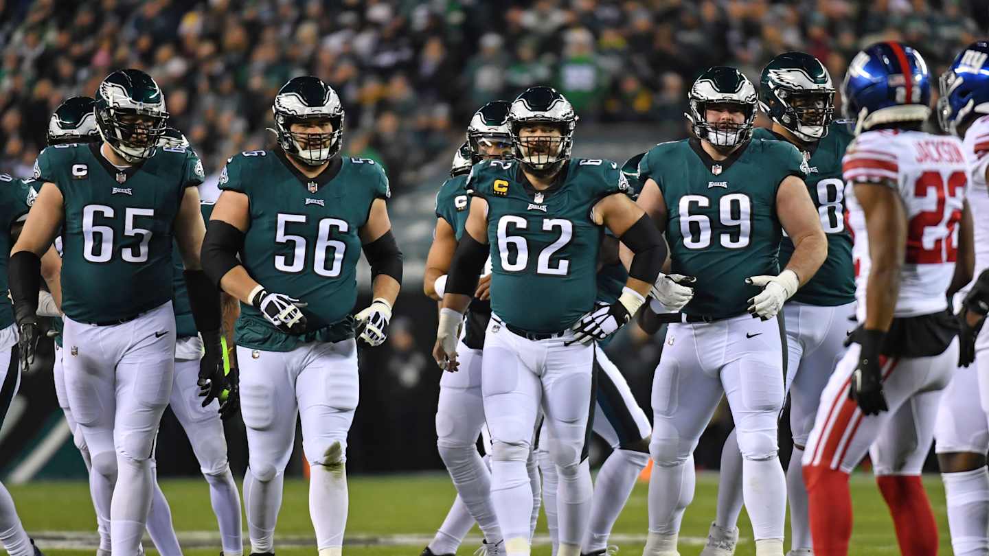 Philadelphia Eagles Take Top Spot on PFF's Offensive Line Rankings ...