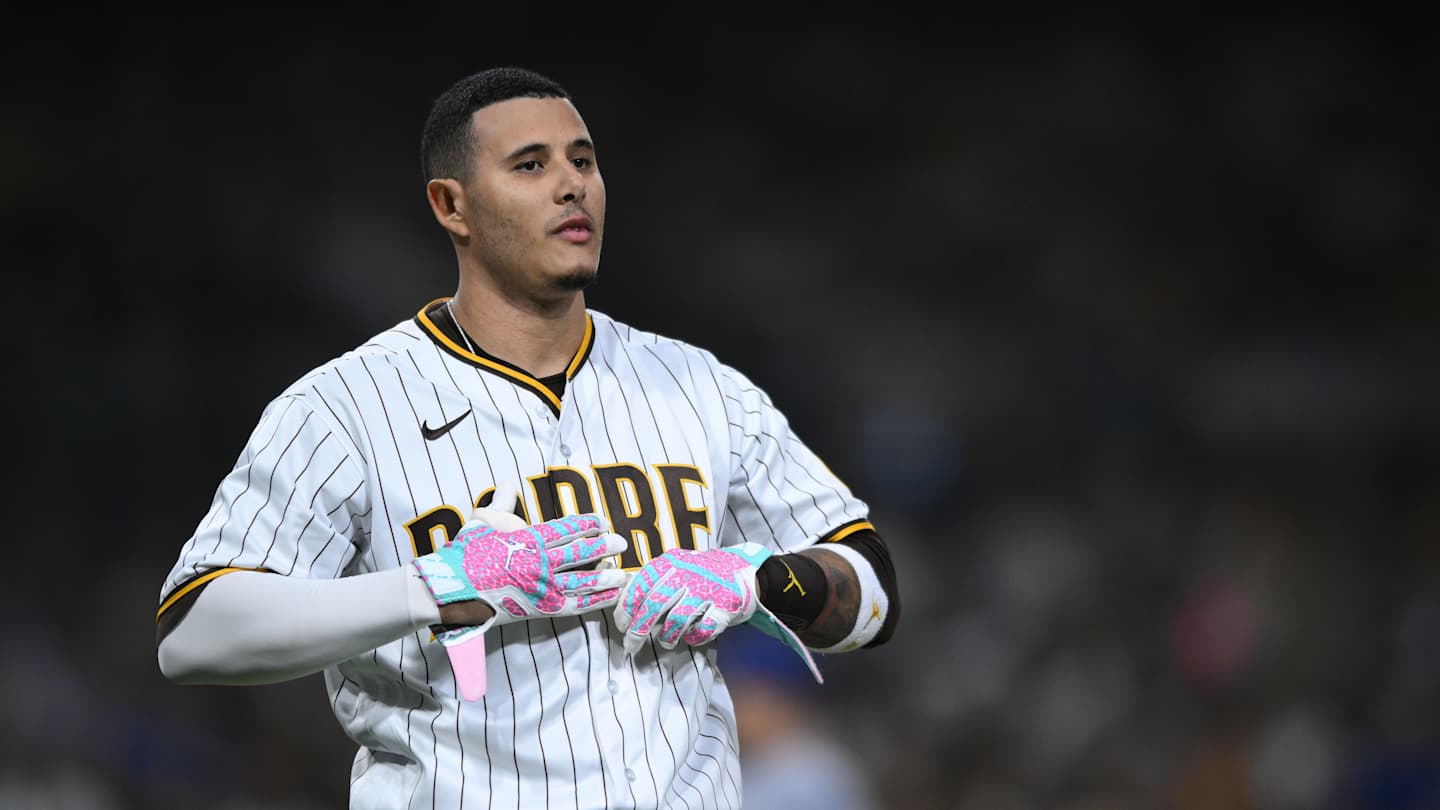 Padres News: Manny Machado Speaks on Motivation to Play into His 40's ...