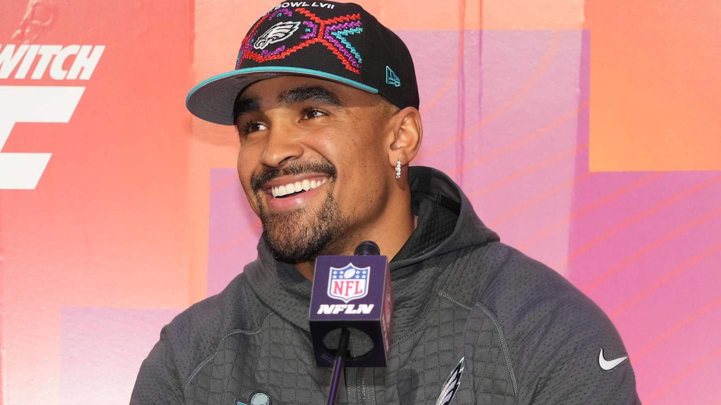 Jalen Hurts on Record-Breaking Contract: ‘Money Is Nice. Championships Are Better’ - Sports ...