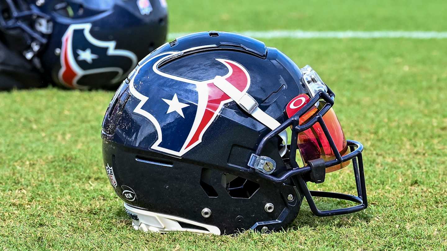 Texans, Cardinals Swing Blockbuster Trade for First-Round Pick - Sports ...