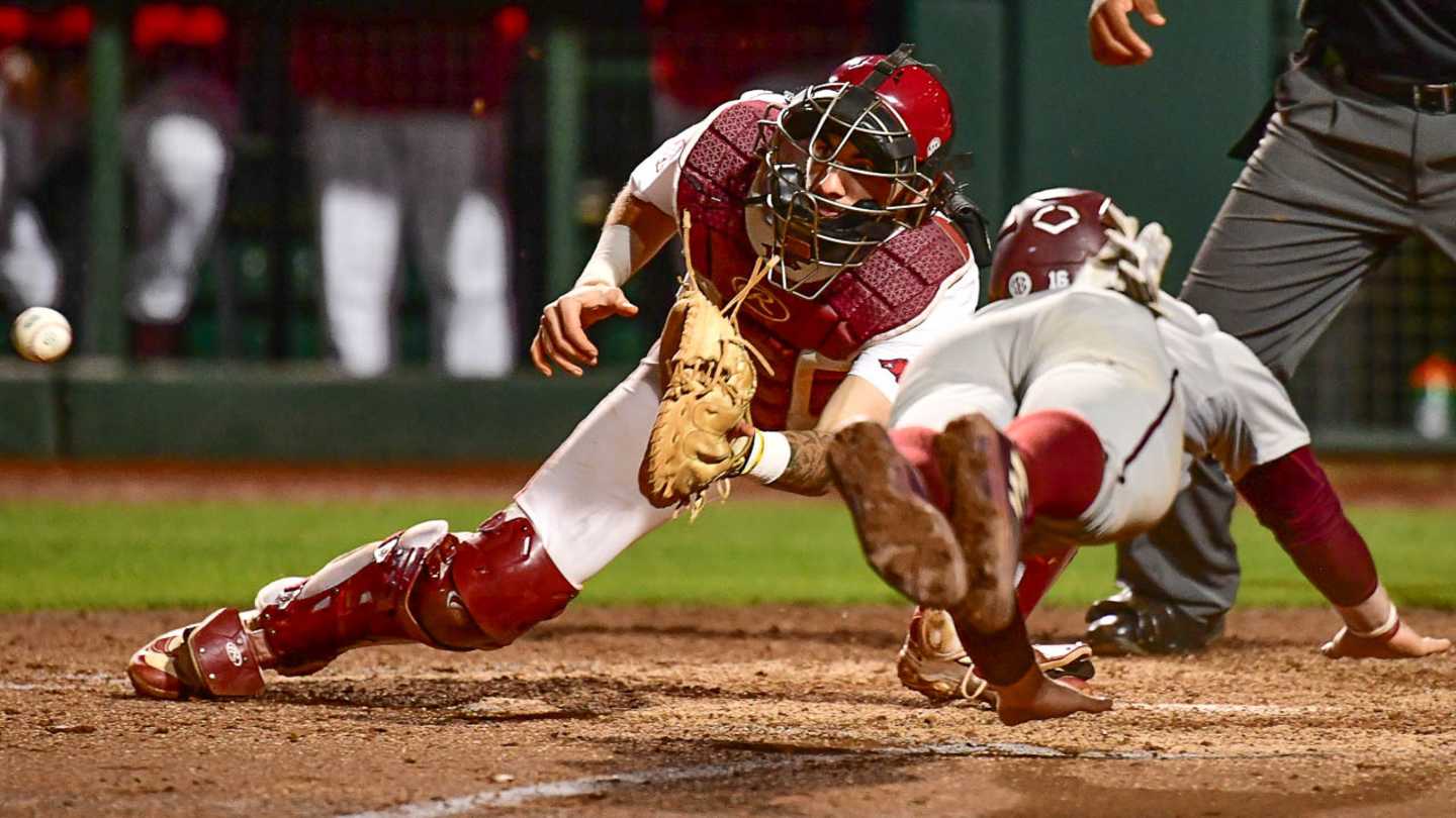 Razorbacks get 'lifetime' defensive play, home run in eighth to end ...