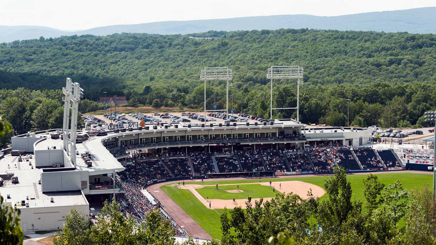 Watch UMass Lowell at Northeastern: Stream college baseball live - How ...