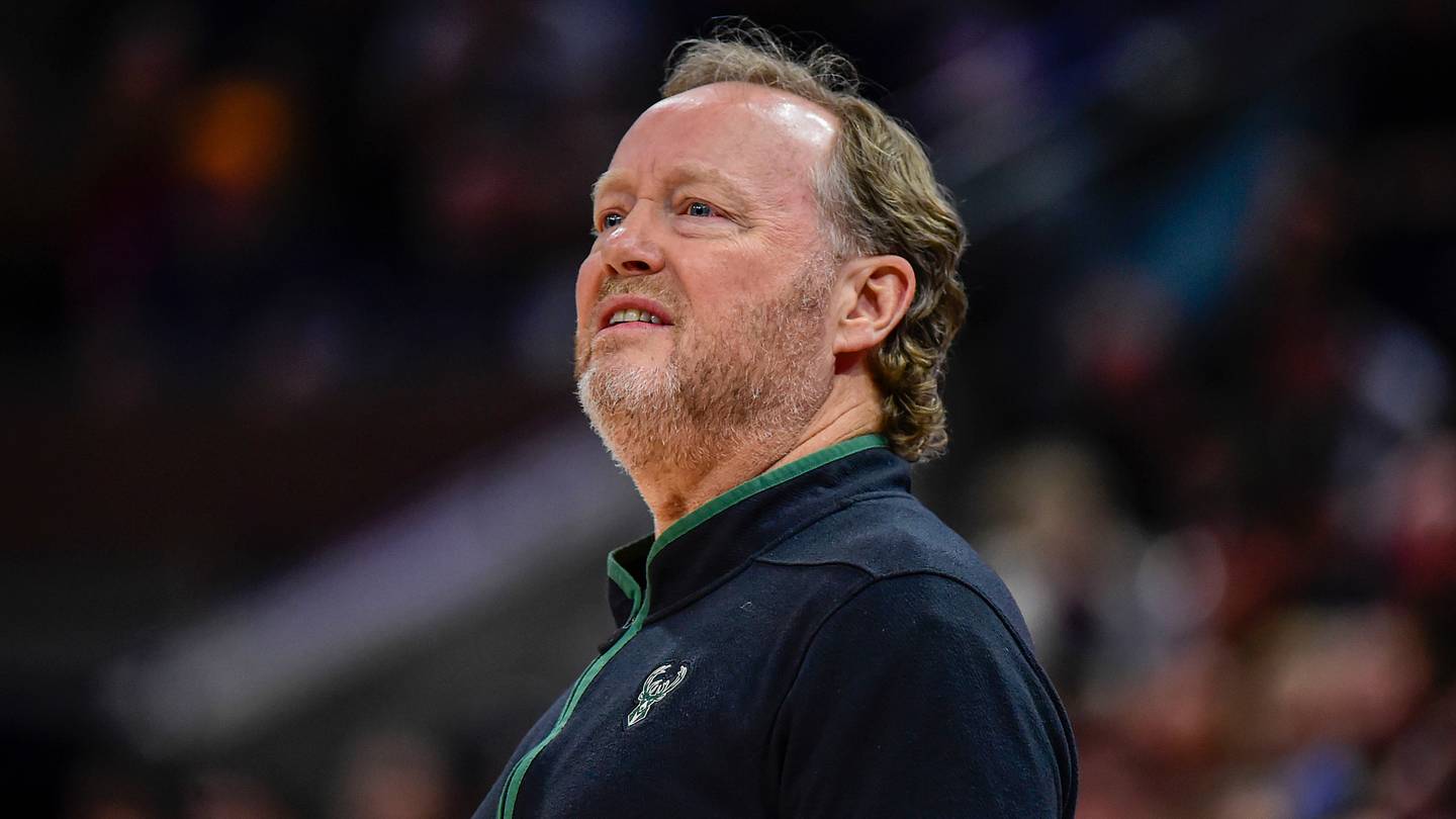 Bucks Fire Coach Mike Budenholzer After Playoff Collapse - Sports ...