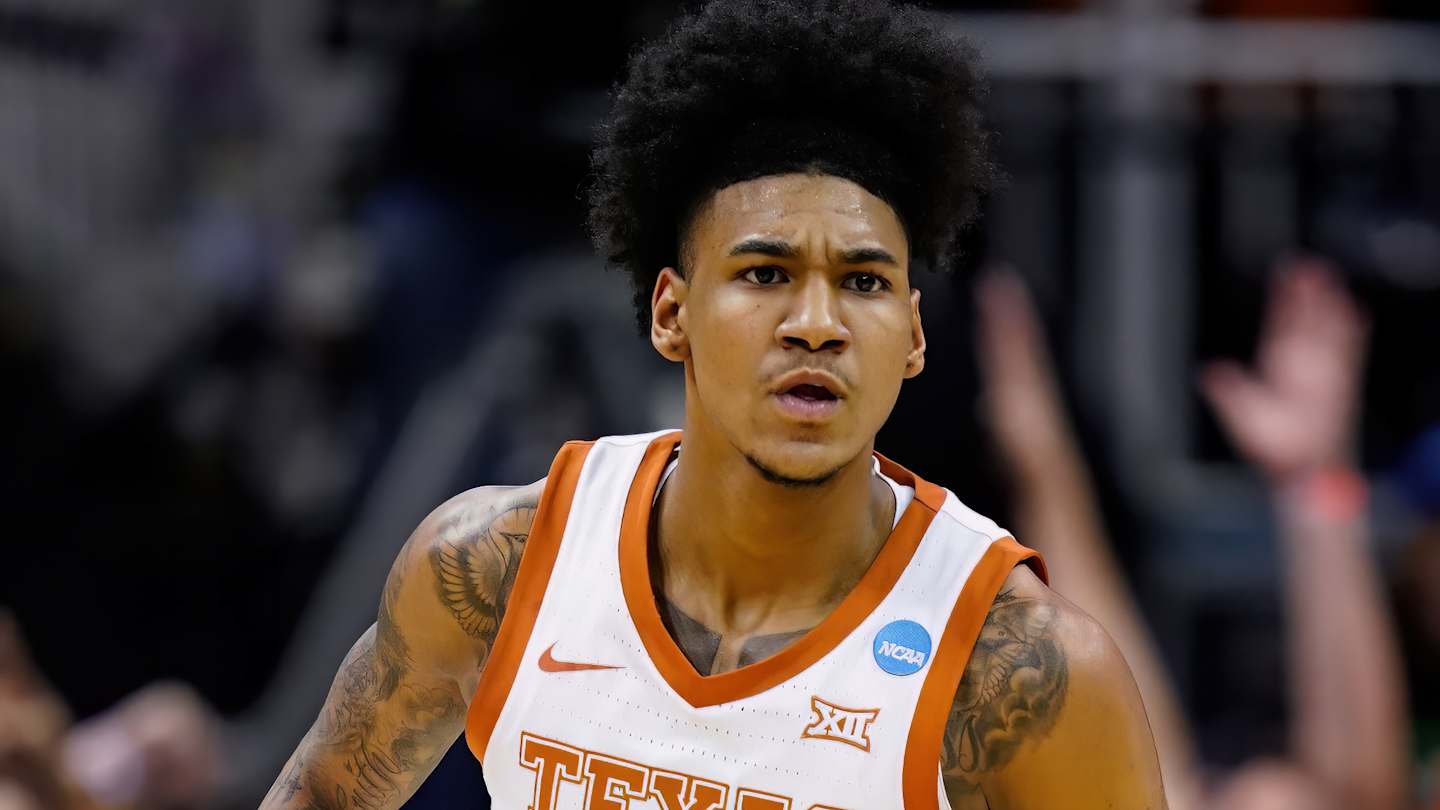 Texas Longhorns Still Awaiting Return Decision From Dillon Mitchell ...