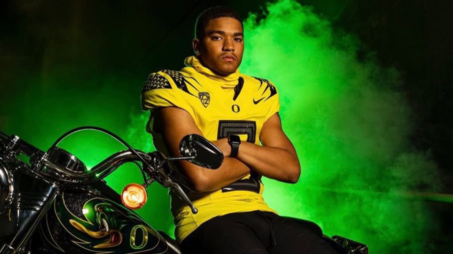 Oregon Recruiting: Oregon Ducks to Land All-American Quarterback ...