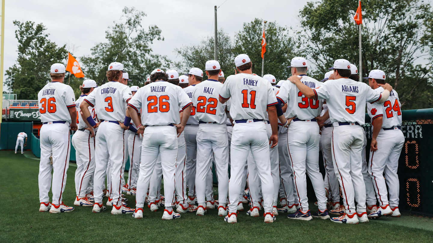 Clemson Finally Enters NCAA Baseball Rankings - Sports Illustrated ...