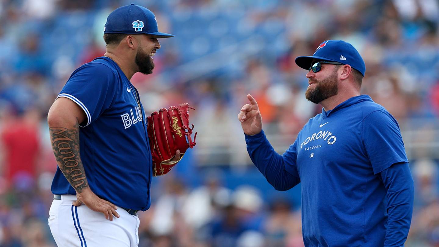 Blue Jays Forced to Remove Ace Alex Manoah From Game After Brutal ...