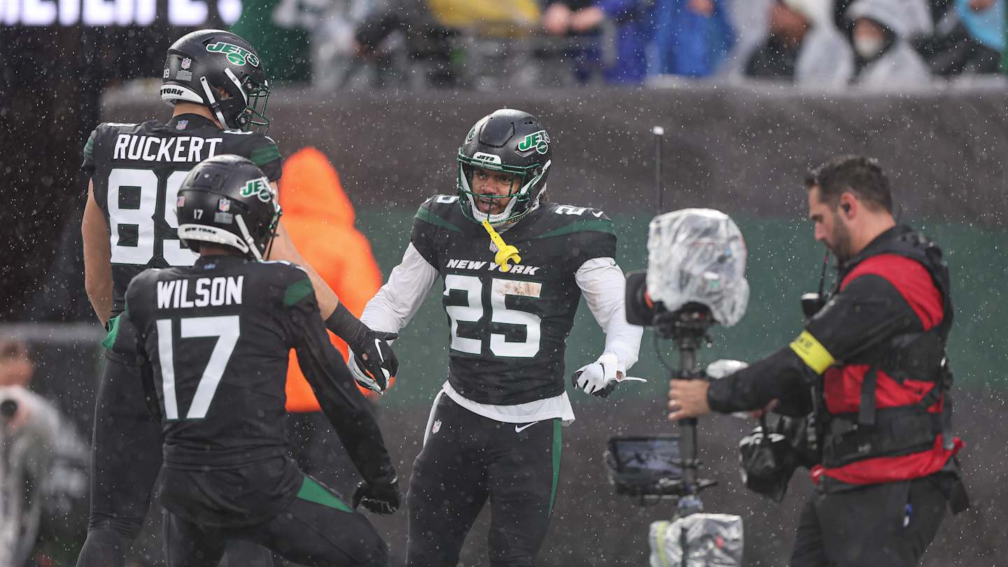 Ex-Jet Ty Johnson Tells His Story about Oddly-Timed Release - Sports ...