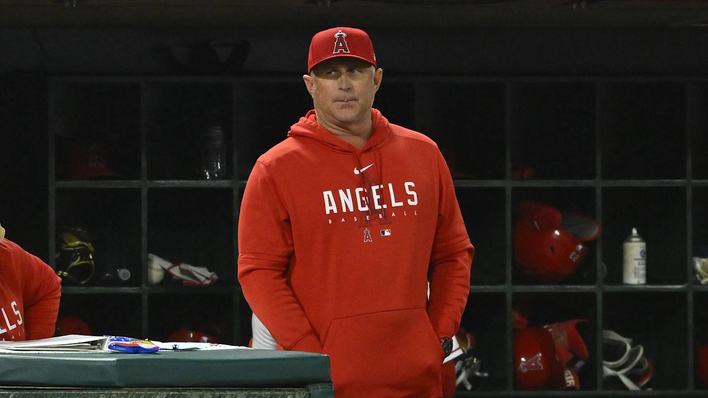 MLB Expert Fears for Phil Nevin's Future as Angels' Manager - Los ...