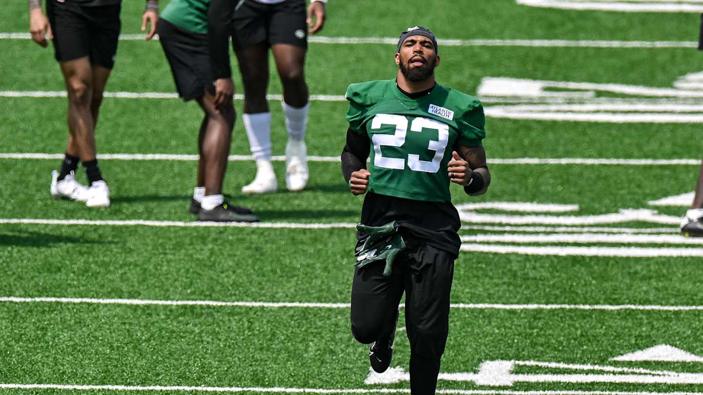 New York Jets Re-Sign Safety Chuck Clark To Contract Extension - Sports ...
