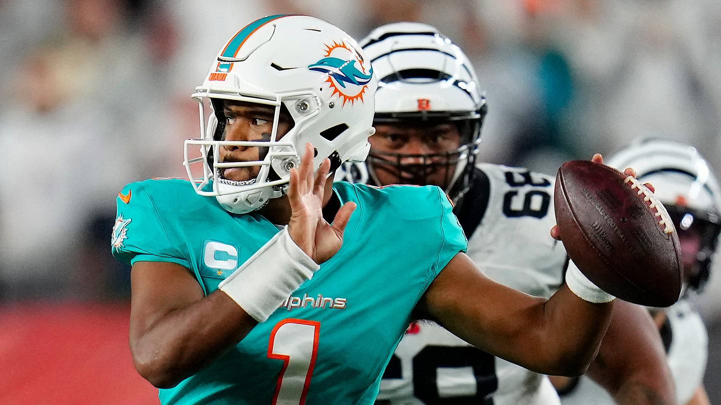 Bigger, Stronger Tua Tagovailoa Is a Good Sign for Dolphins Offense and ...