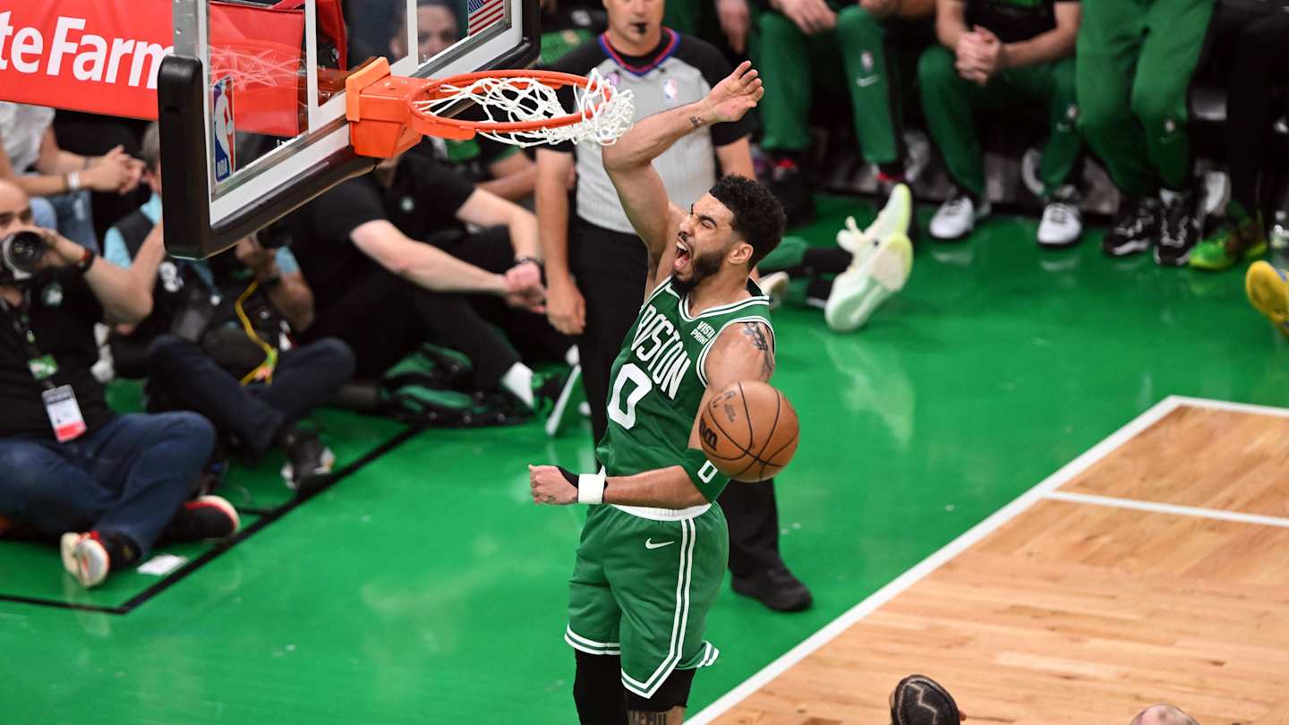 Huge Dunk By Jayson Tatum Highlights Boston Celtics' 17-Point Halftime Lead Against Miami Heat ...