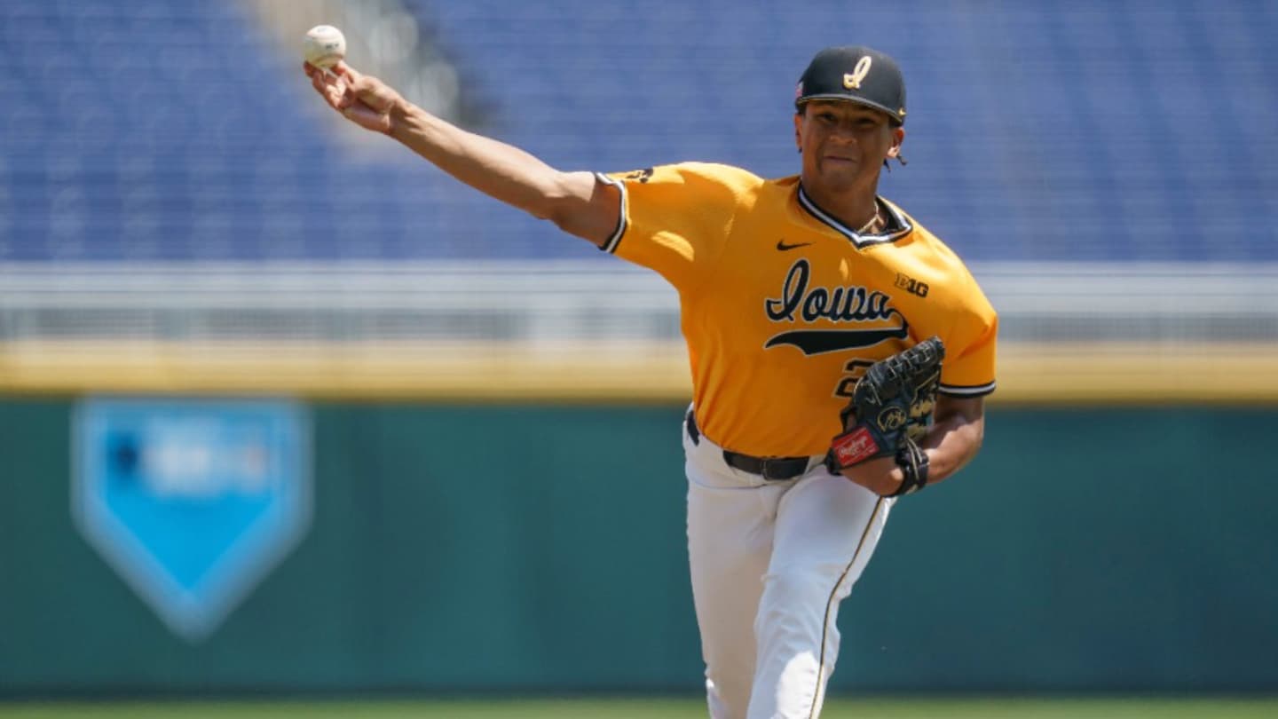 Maryland Tops Hawkeyes for B1G Crown - Sports Illustrated Iowa Hawkeyes ...