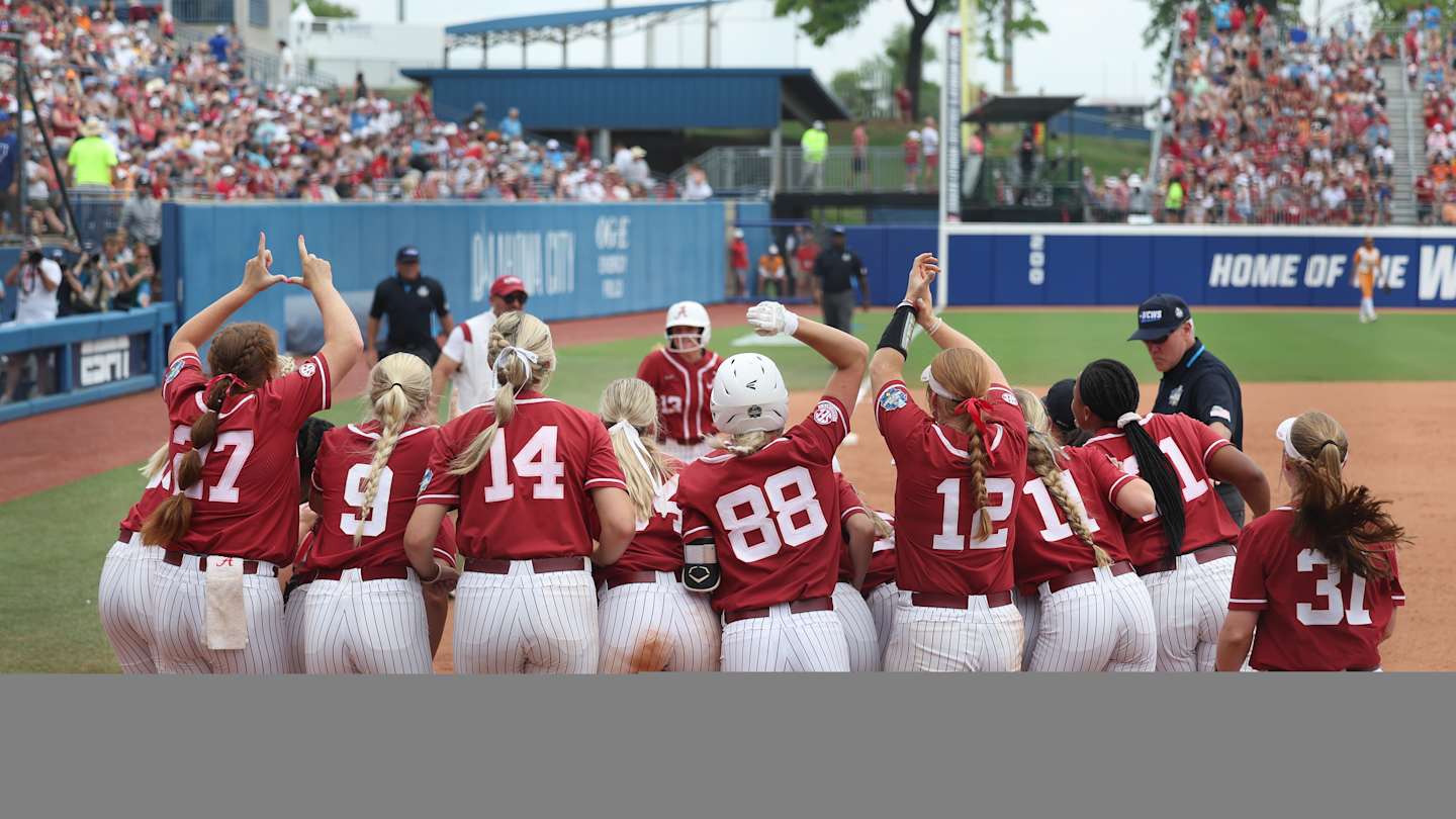 WCWS Live Updates: No. 5 Alabama Softball vs. No. 9 Stanford - Sports ...