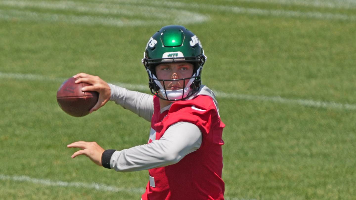 2023 Jets Country Player Profile: QB Zach Wilson (2) - Sports Illustrated New York Jets News ...
