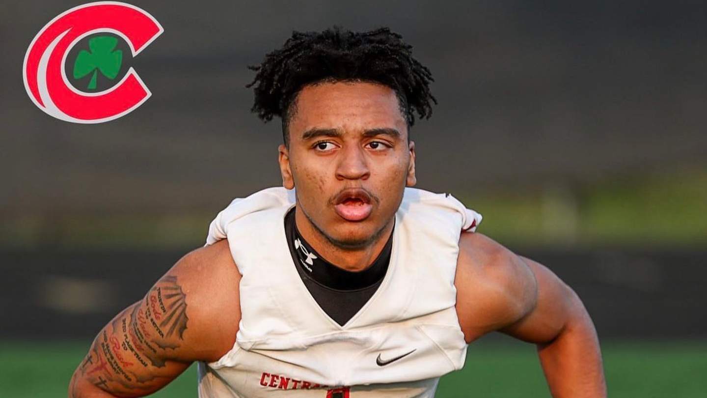 Iowa Football Offers Jaylen Watson - Sports Illustrated Iowa Hawkeyes ...