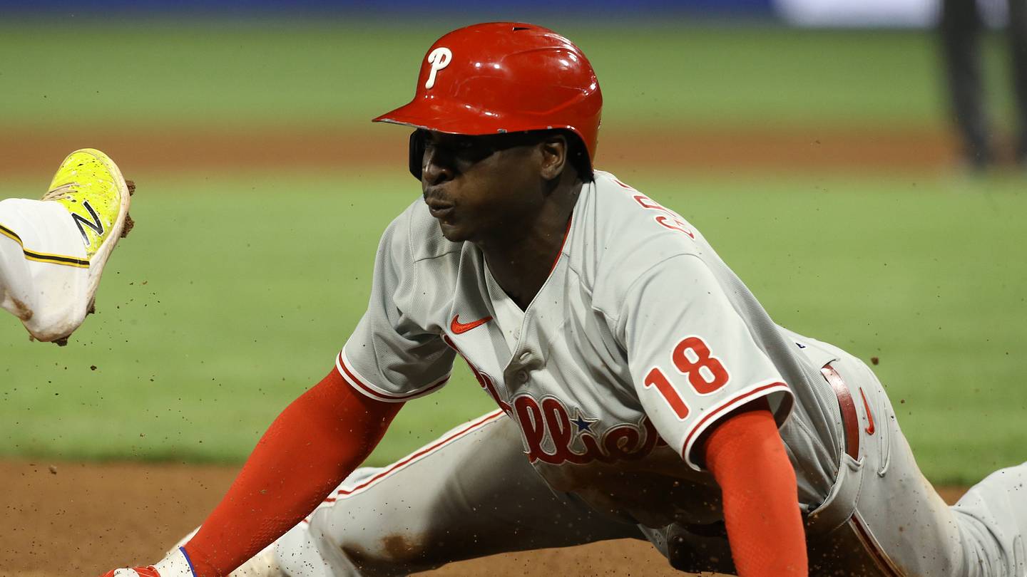 Former Philadelphia Phillies Shortstop Signed By Seattle Mariners ...