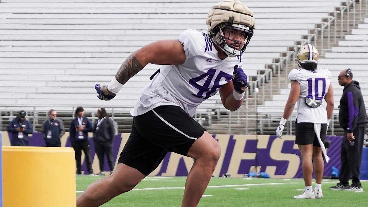 Morrell Gives High Marks to His Retooled Husky Defense - Sports ...