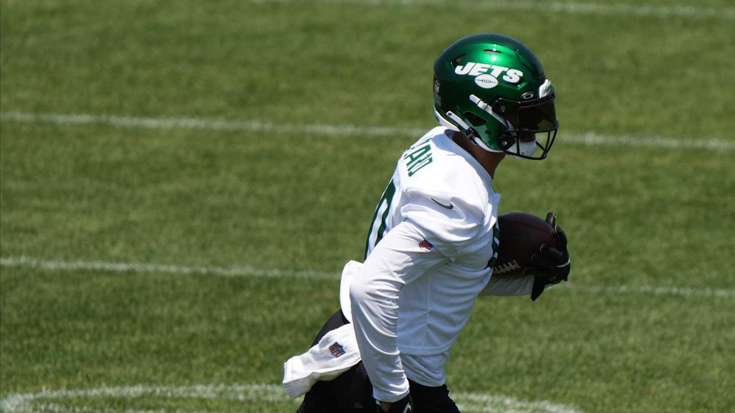 2023 Jets Country Player Profile: WR Allen Lazard (10) - Sports ...