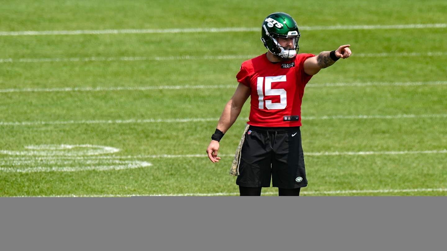 2023 Jets Country Player Profile: QB Chris Streveler (15) - Sports Illustrated New York Jets ...