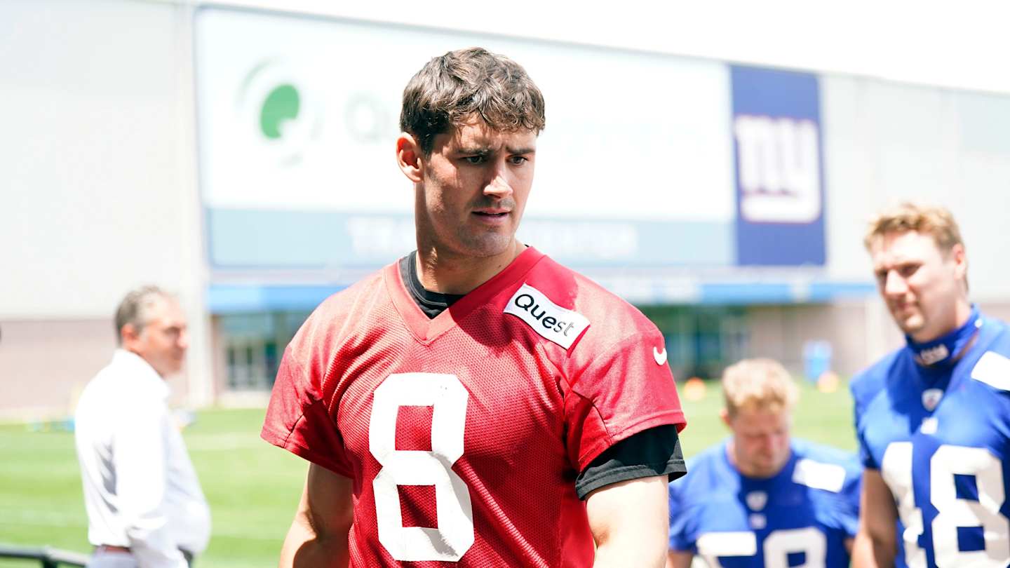 See It: Giants QB Daniel Jones Living His Best Life - Sports ...
