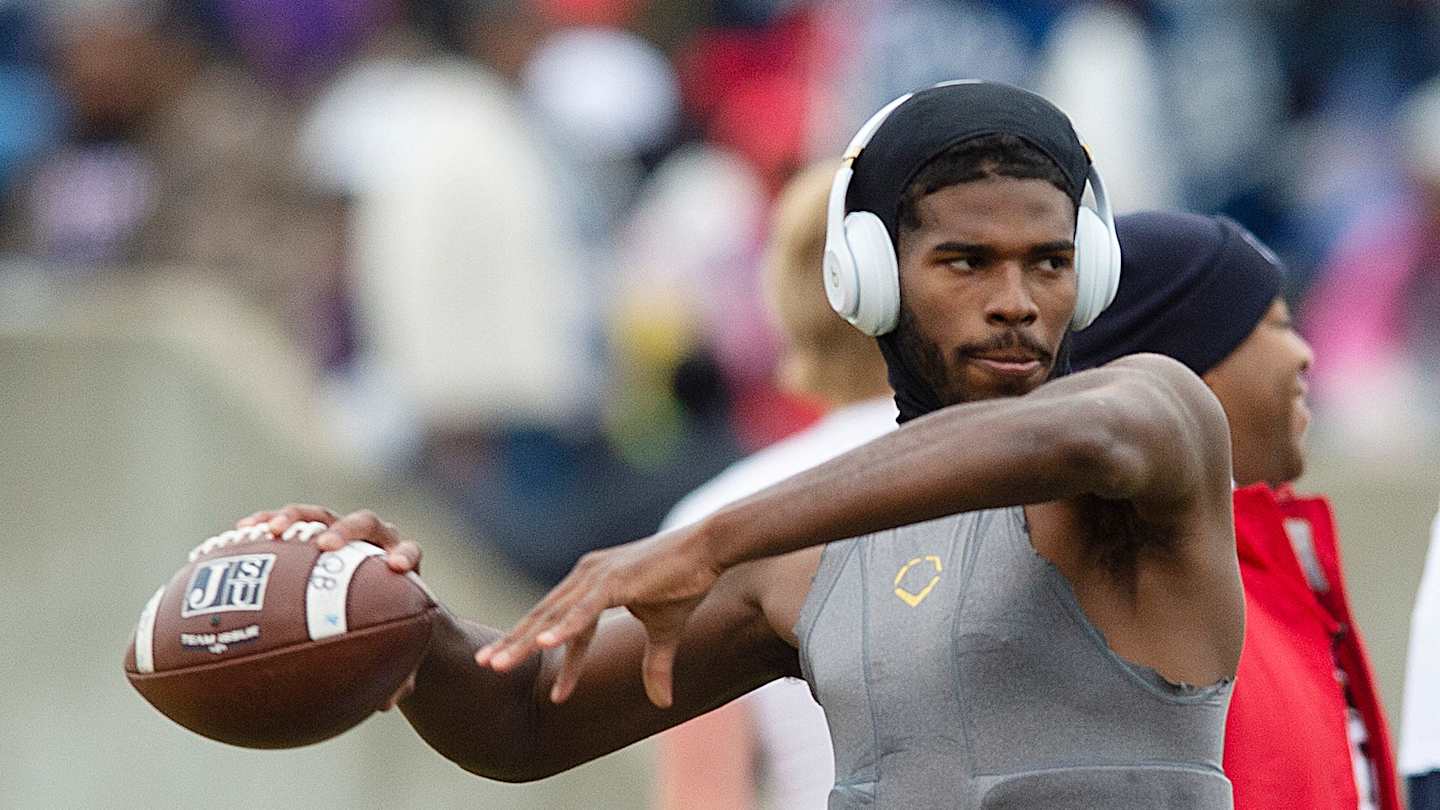 Colorado's Shedeur Sanders won't attend Manning Passing Academy ...