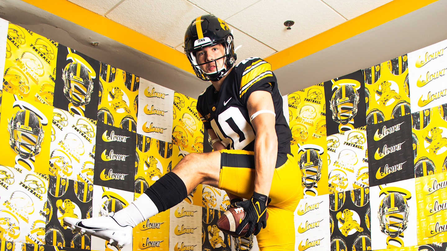 Dominik Hulak Returns to Iowa City - Sports Illustrated Iowa Hawkeyes ...