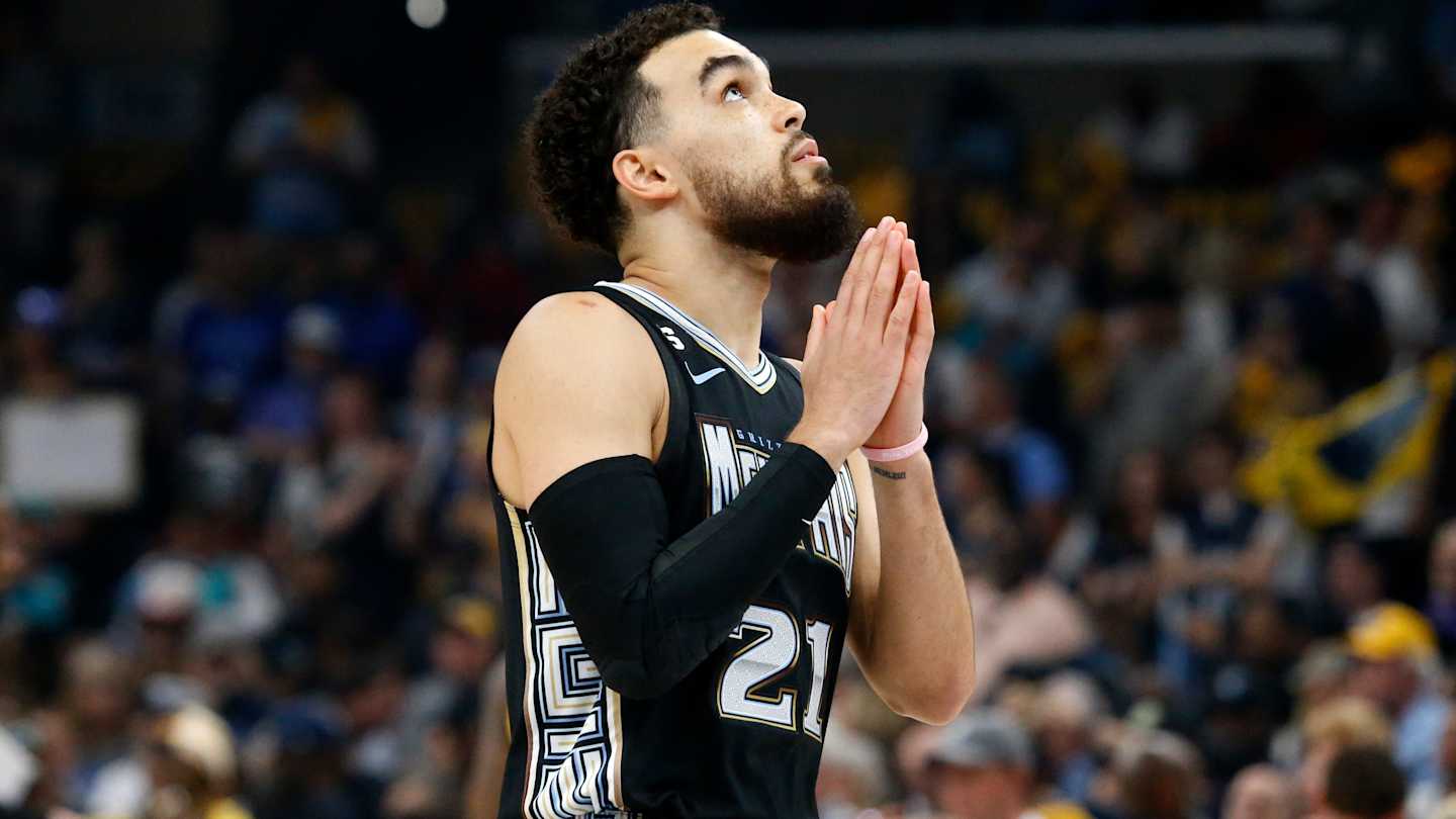 Duke Basketball Champ Tyus Jones Gets Well-Deserved New Opportunity ...