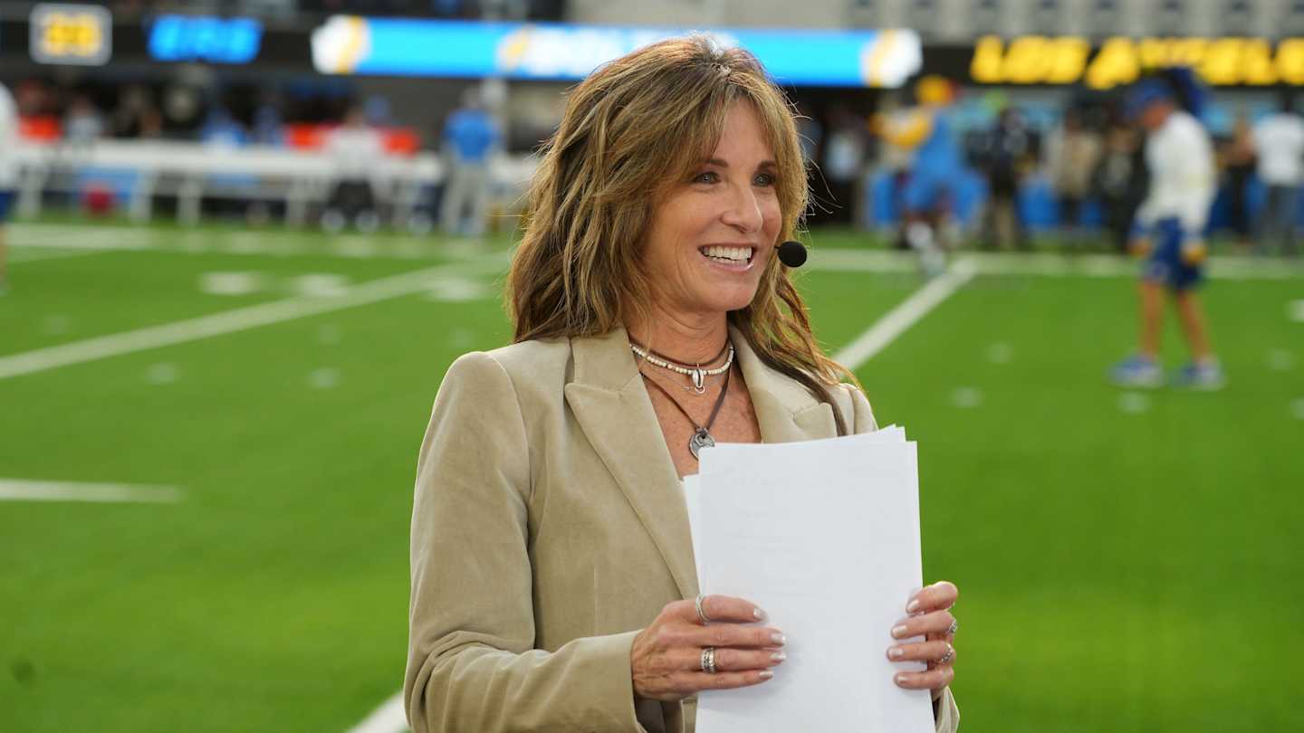 ESPN Layoffs: Co-Workers, NFL Fans Pay Tribute to Suzy Kolber - Sports ...