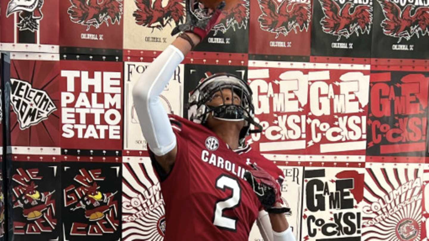 South Carolina Football Target Aaron Gregory Named MVP At Rivals Camp ...