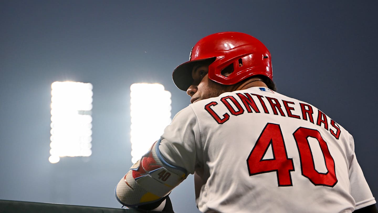 Former Chicago Cubs Catcher Willson Contreras Was Benched by Cardinals ...