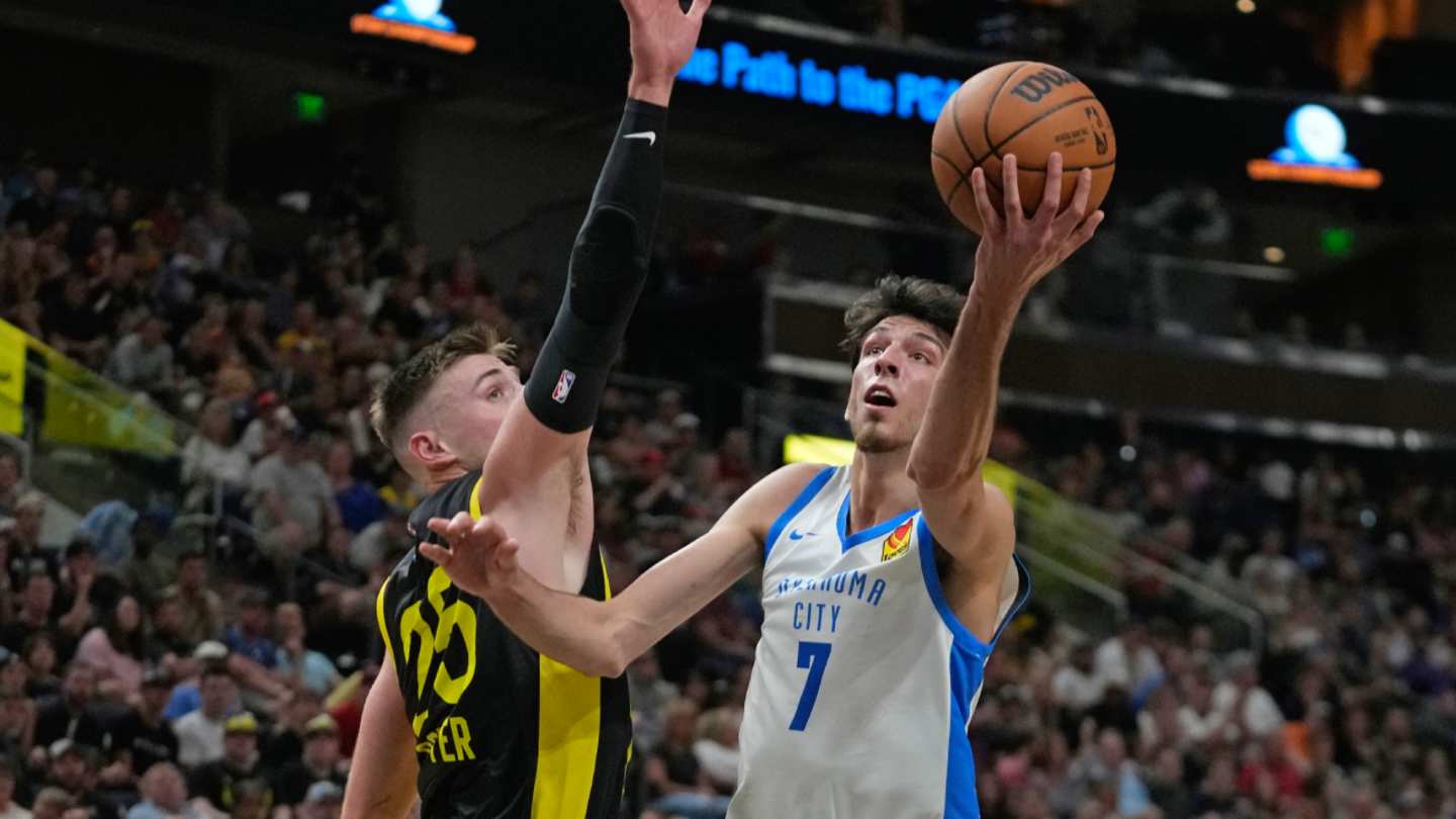 Thunder’s Chet Holmgren Shows Out in First Game Back From Injury ...