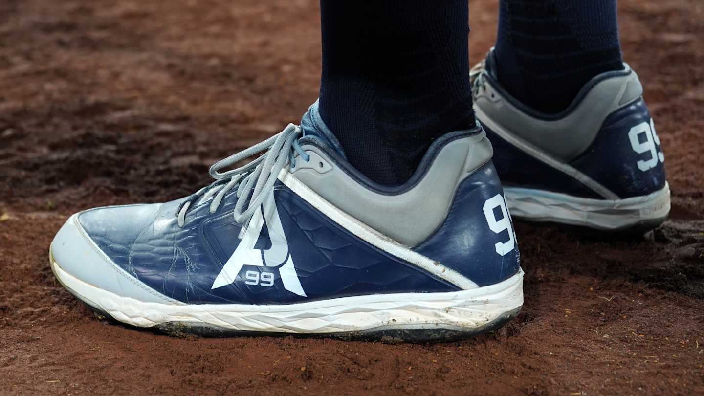 New York Yankees Stars Hit the 'Today Show' To Spotlight Sarah Langs ...