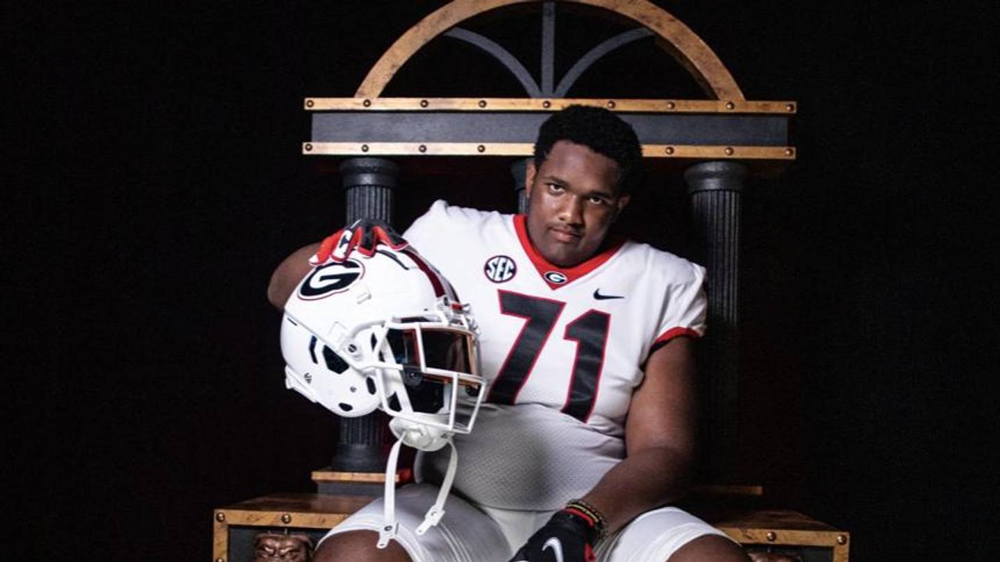 Daniel Calhoun Commits To Georgia Over Tennessee Football - Sports ...