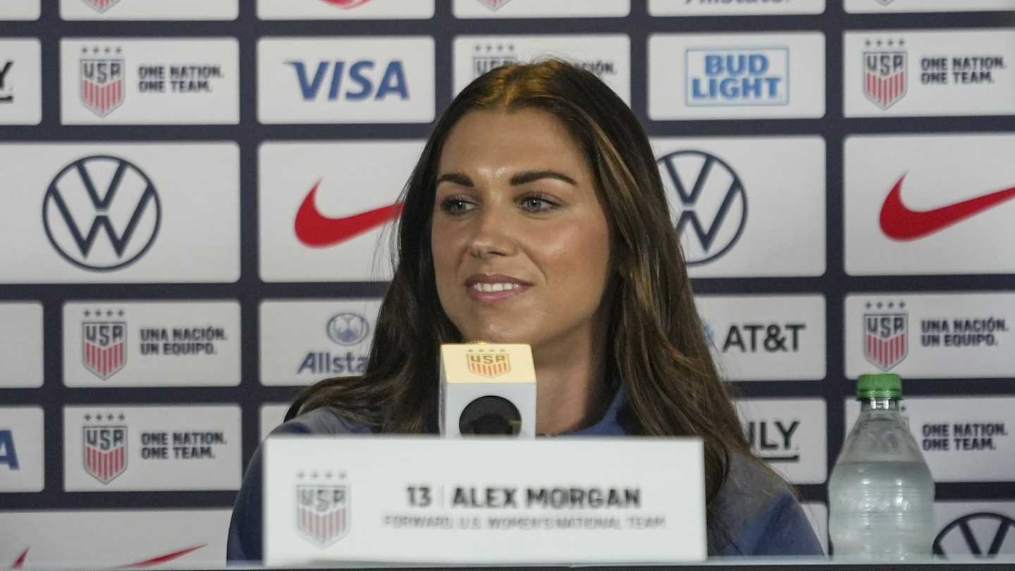 Alex Morgan a Veteran in the U.S. World Cup 'Generation Gap' - Sports ...