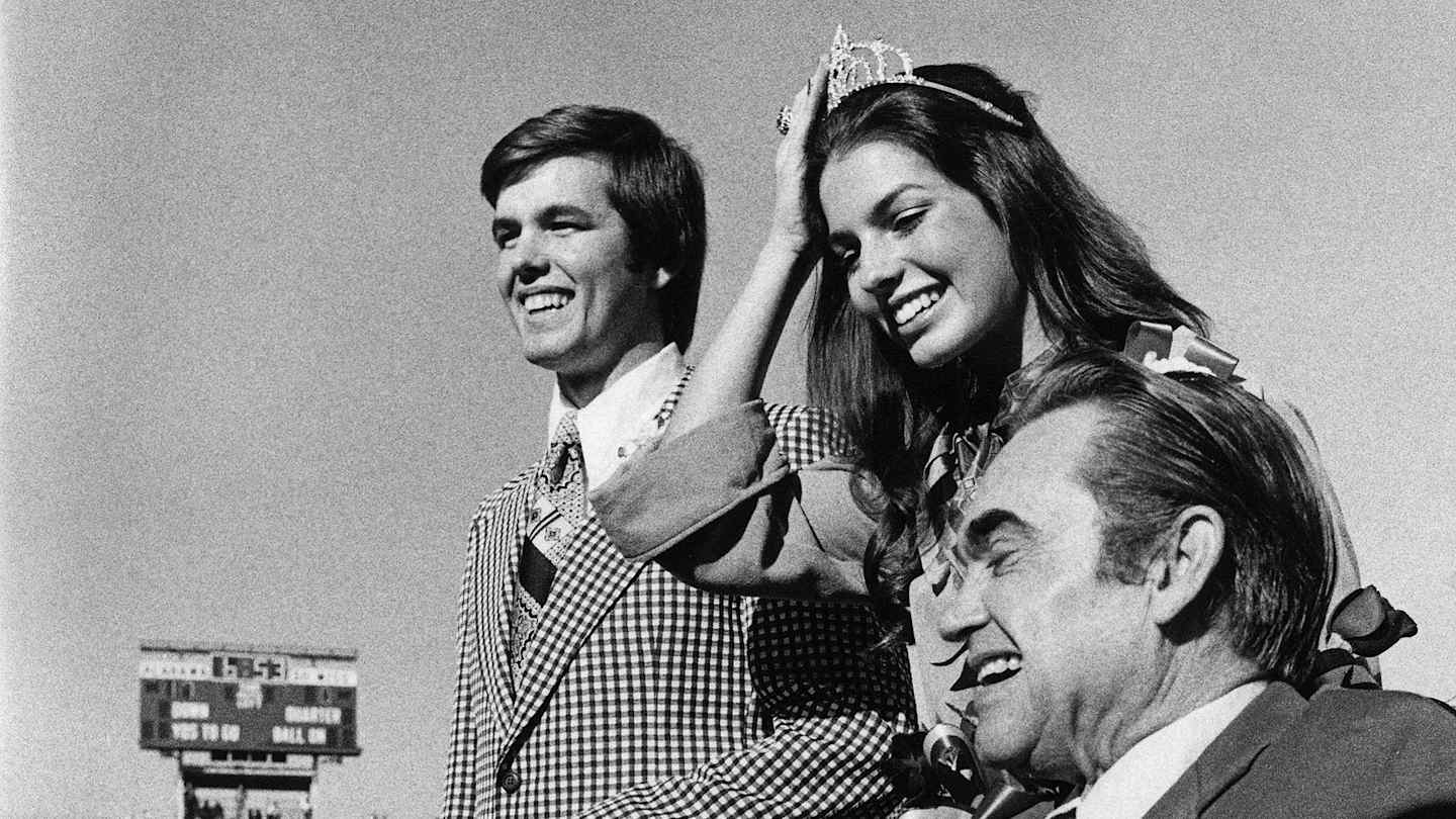 Crimson Tide Roll Call: Tuesday, July 11, 2023 - Sports Illustrated ...