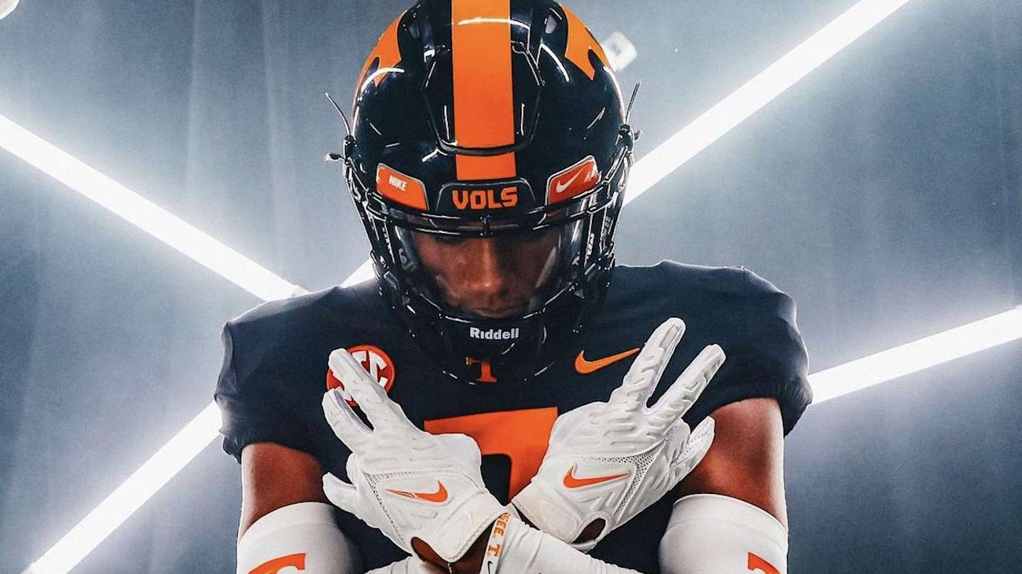 Amari Jefferson Releases Finalists Including Tennessee Football ...