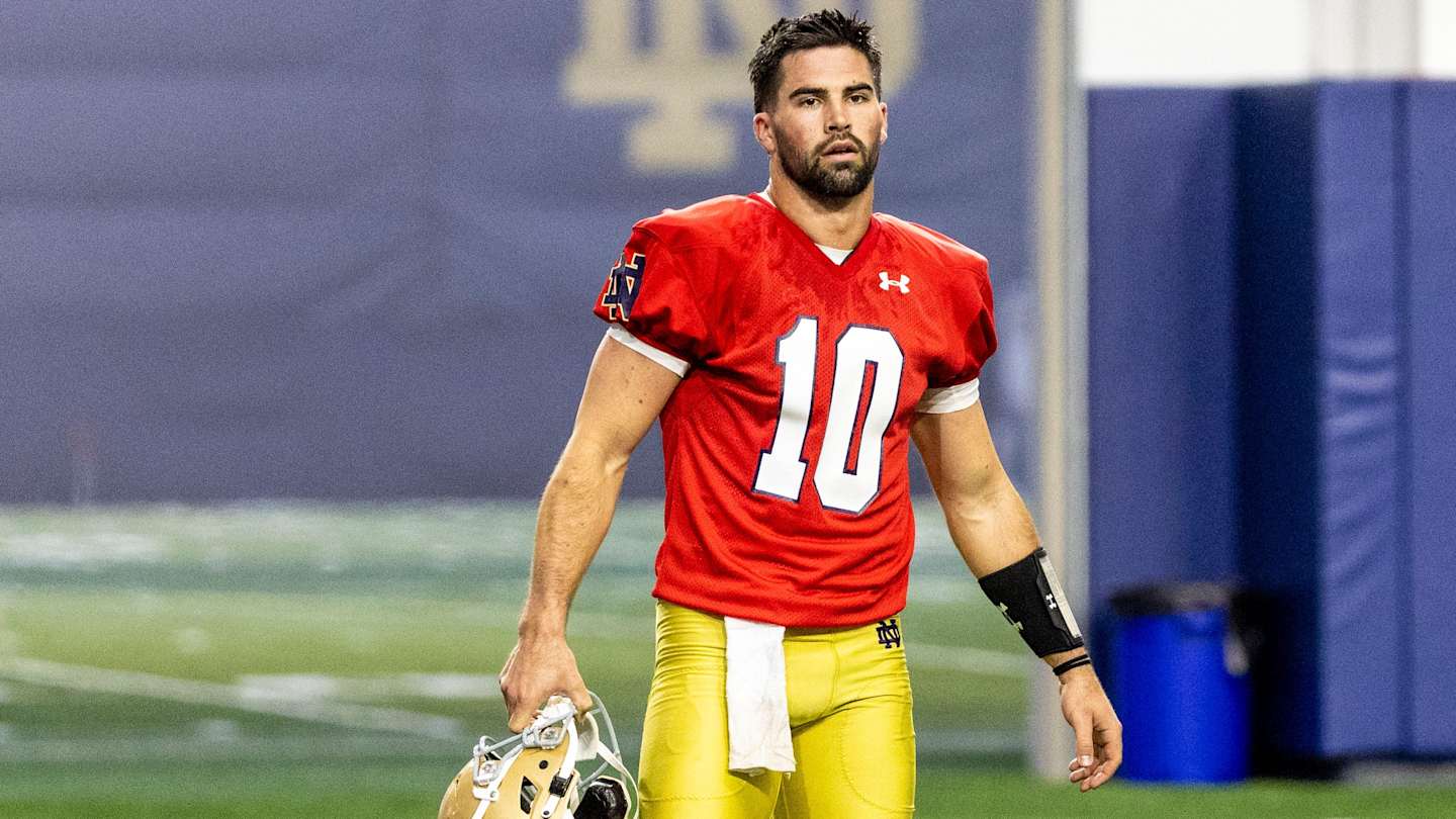 Sam Hartman: College Football World Surprised by Notre Dame QB’s Plan ...