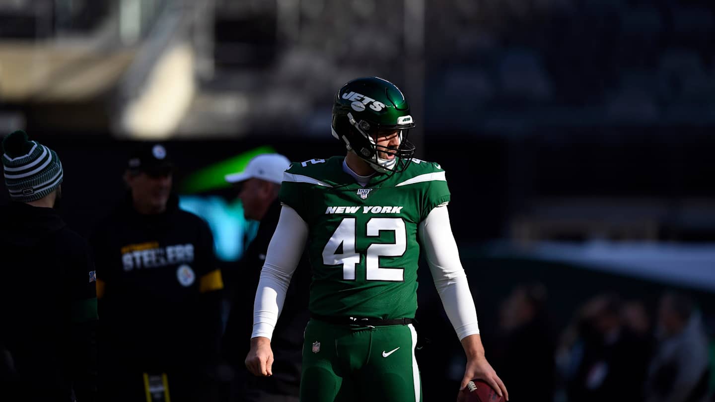 2023 Jets Country Player Profile: LS Thomas Hennessy (42) - Sports Illustrated New York Jets ...
