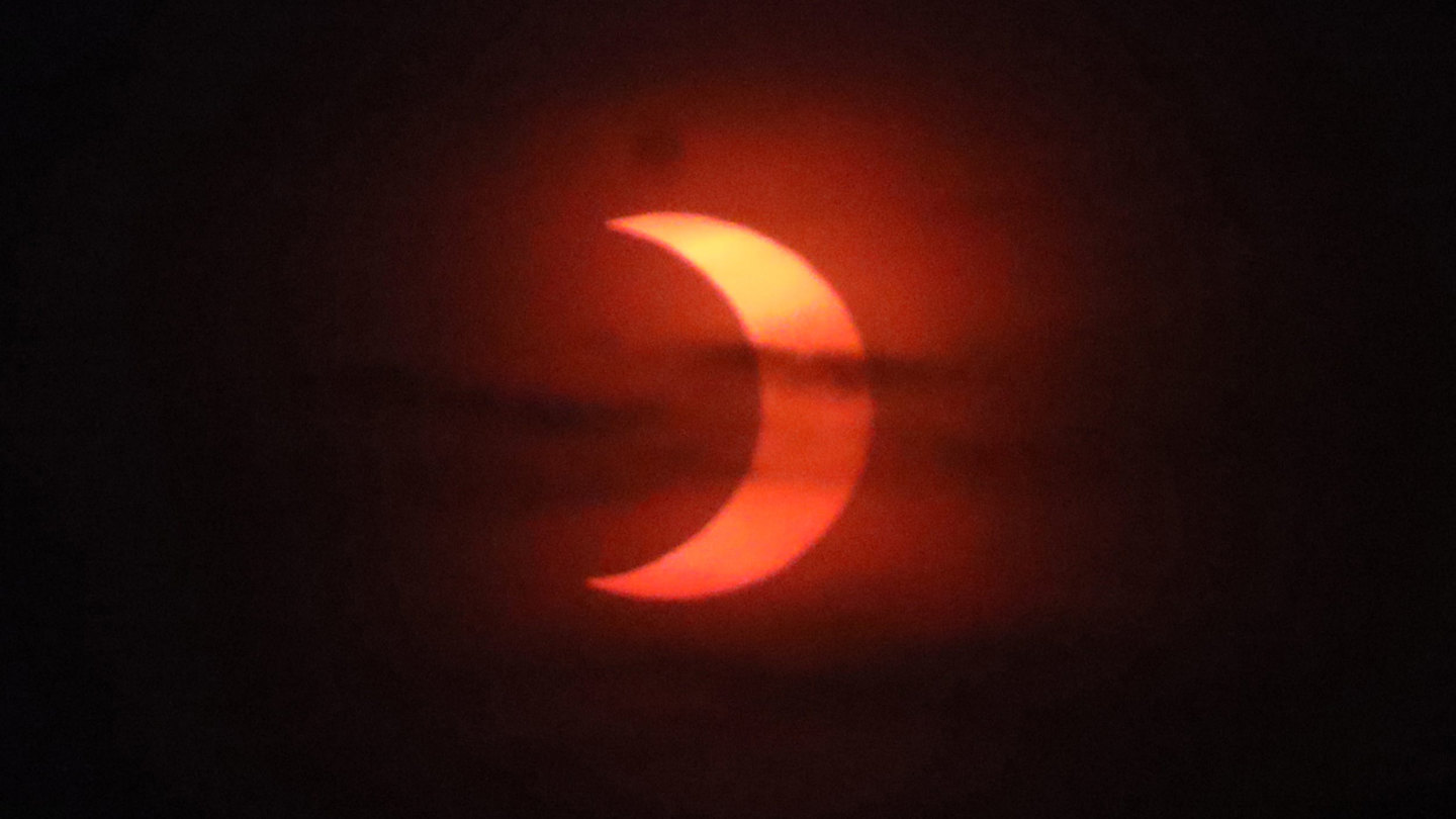 Rangers, Guardians to play MLB games during 2024 total solar eclipse ...