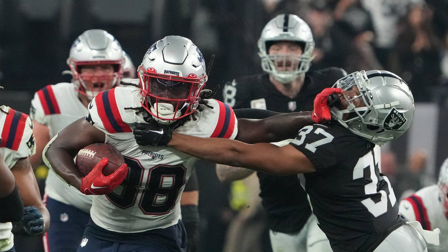 This Patriots Running Back is a Good Fit for Giants - Sports ...