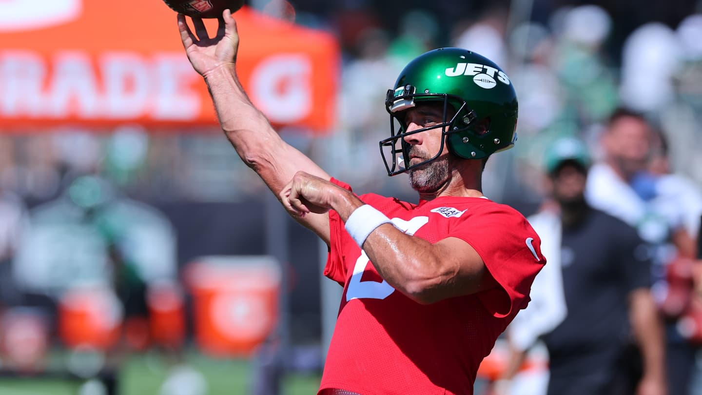 Fantasy Experts Give Aaron Rodgers No Respect - Sports Illustrated Cal ...