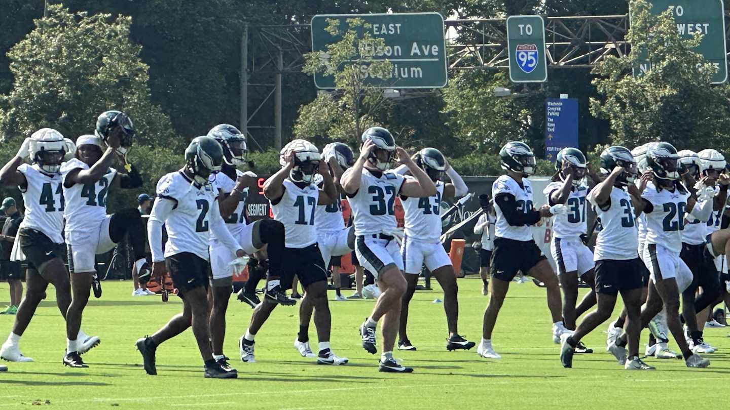 Philadelphia Eagles Rookies Jalen Carter, Nolan Smith 'Feast' at ...