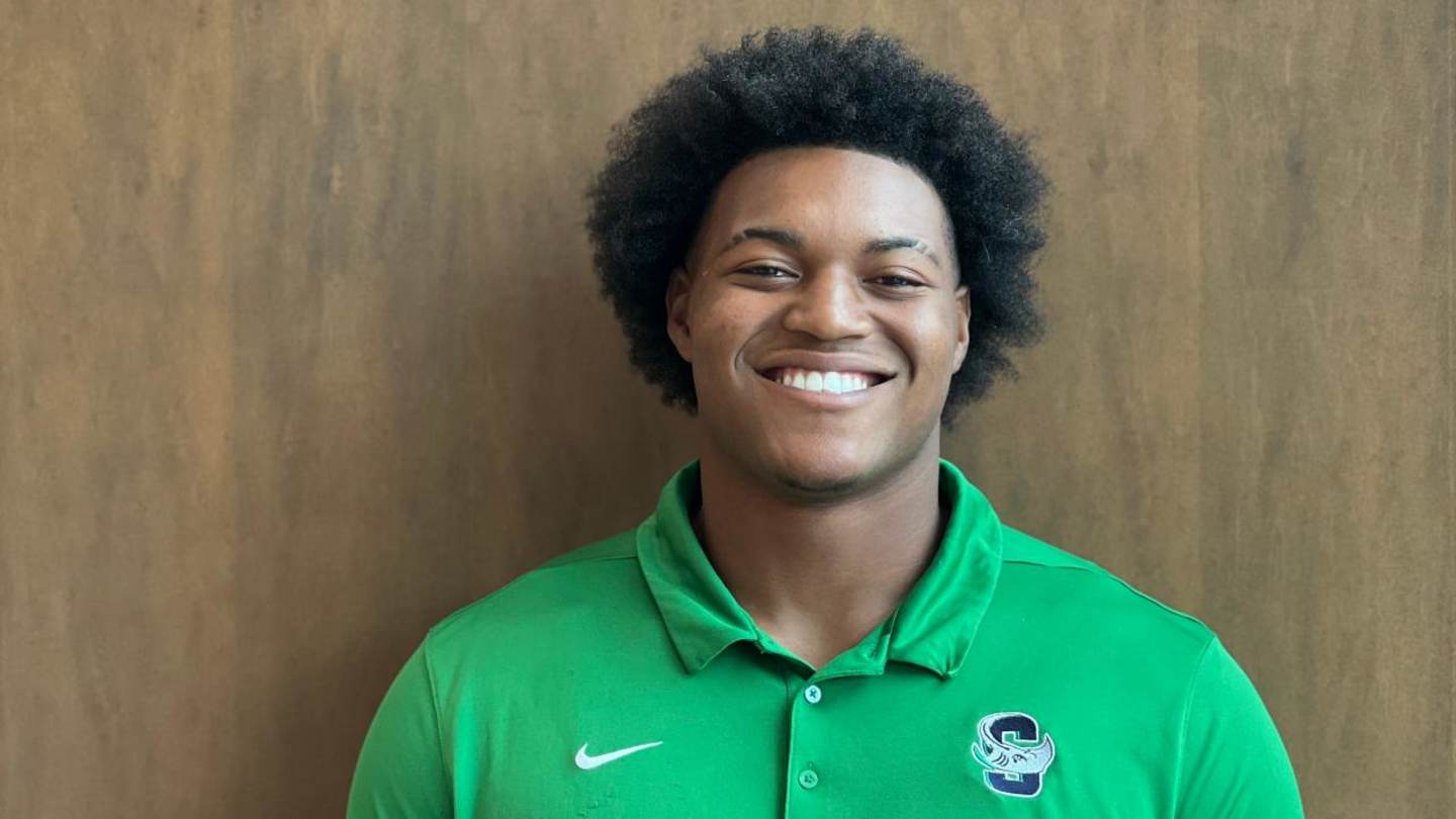 Miami Hurricanes hosting Ziyare Addison, Top Offensive Line Recruit ...