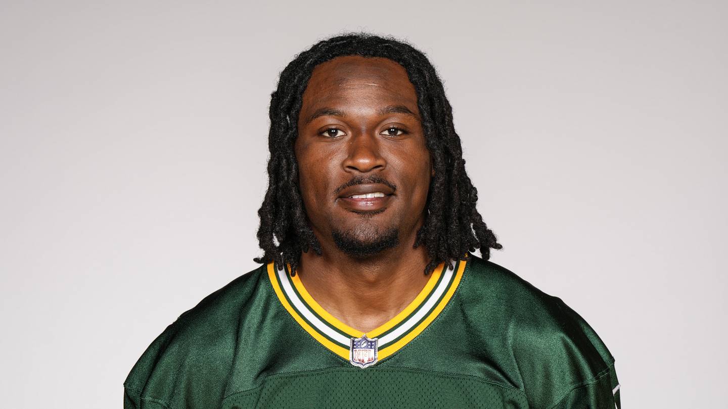 Tarvarius Moore Speeds Into Battle at Safety for Packers - Sports ...